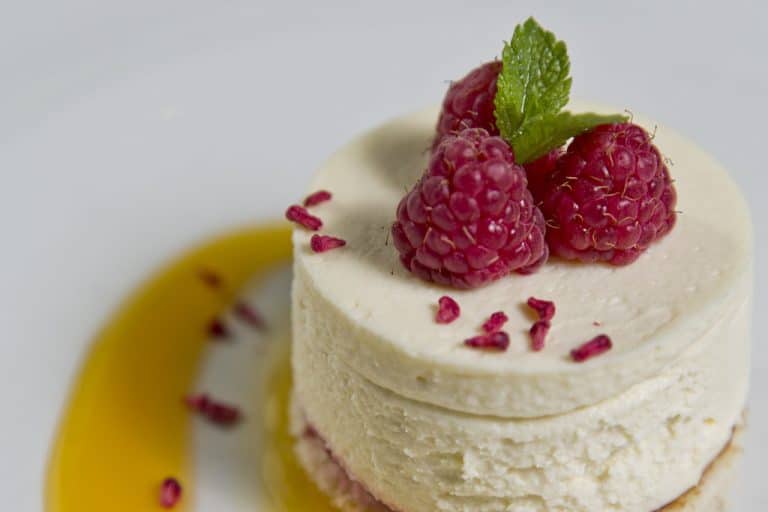 25 Delicious Cake Flavors